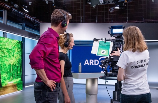 "Grünes Produzieren" als Teil der ARD-Nachhaltigkeitsstrategie / Green Consultants ...